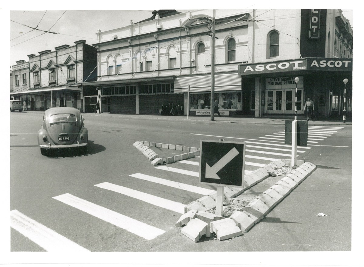 The Laura Rosier History of Newtown is now online